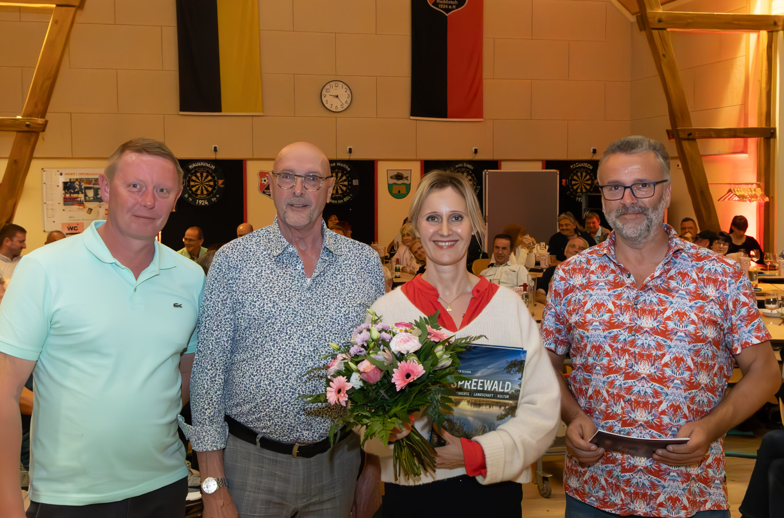„Über Leben in Brandenburg“ Schauspielerin Sabine Waibel in Raddusch zu ...